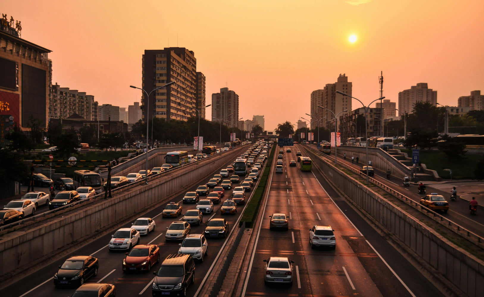How Does a Radar Detector Work? Mechanism Revealed